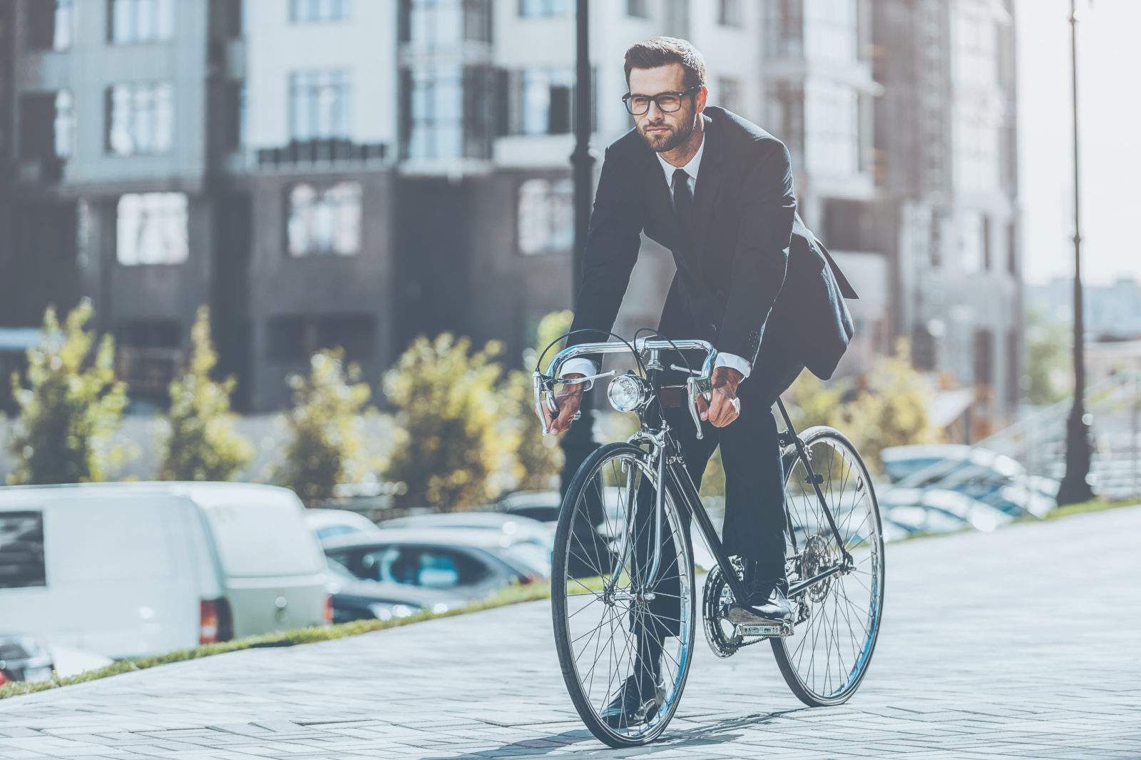 About Us – Designer Global Fashion